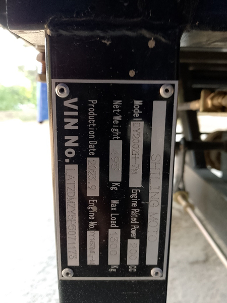 Yukli motosikl sotiladi baquvat