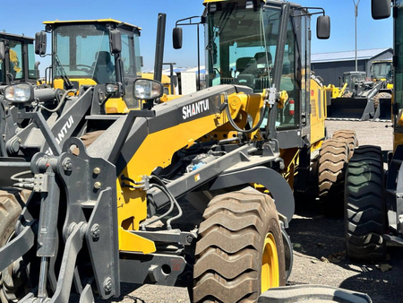 Грейжер Xcmg GR165 тралда кирган нол пробег