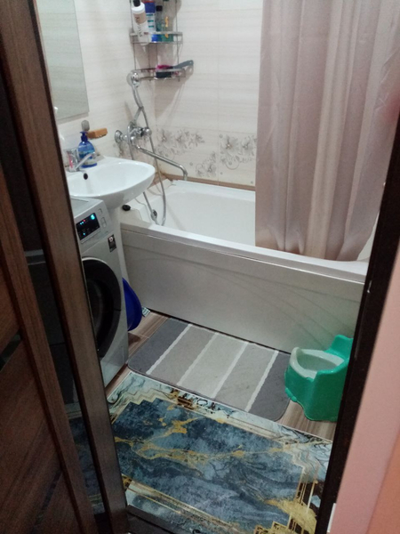 Мирзо Улугбек массив феруза 2/1/4 балкон 1.5*3