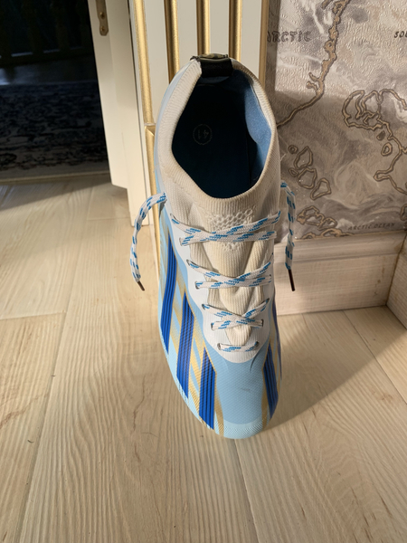 Adidas x sotiladi.  Narxini kelishtirib beraman . Holati yaxshi