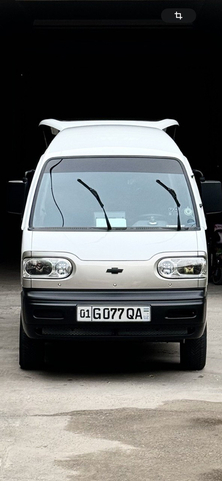 Chevrolet_Damas_2022