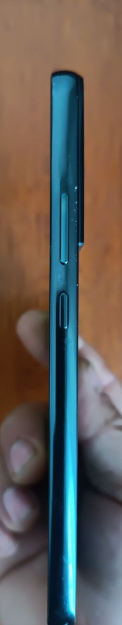 Samsung s22 plus 8/256 SM-S9060 сотилади ёки обмен iPhone 13 прога