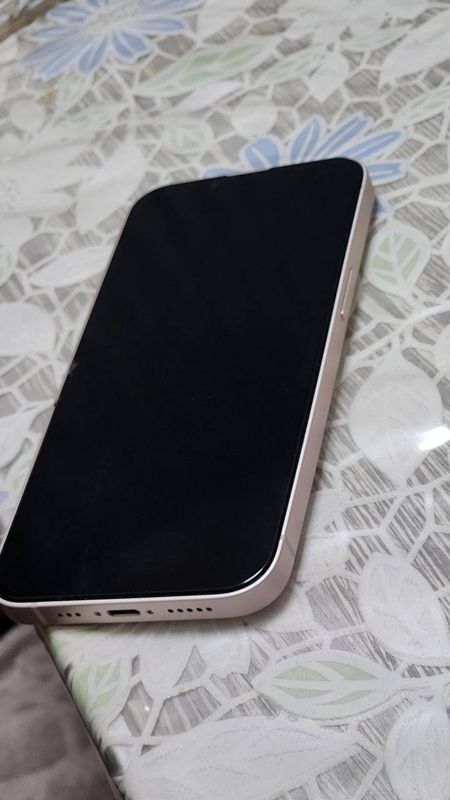 iPhone 13 128gb Б/У\\niPhone в хорошем состоянии \\n\\nНи разу не вскрывался