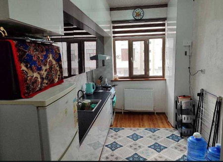 2xonali 2etajda joylashgan yangi jixozlangan kvartira ijaraga beriladi