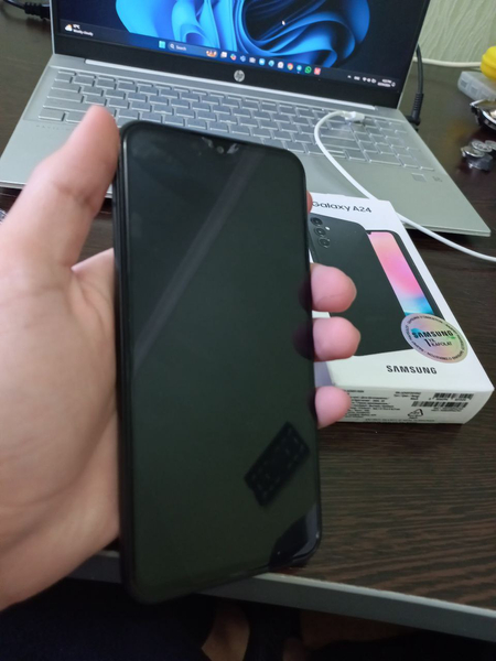 Samsung Galaxy A24 + Orginal 25w adapter