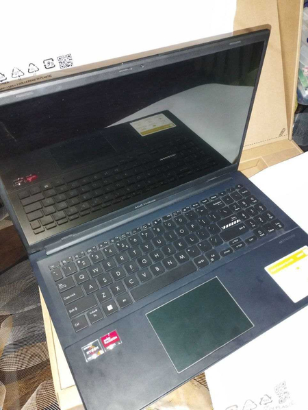 Asus E1504F AMD 5 7520 protsessor 16 GB  LPDDR5