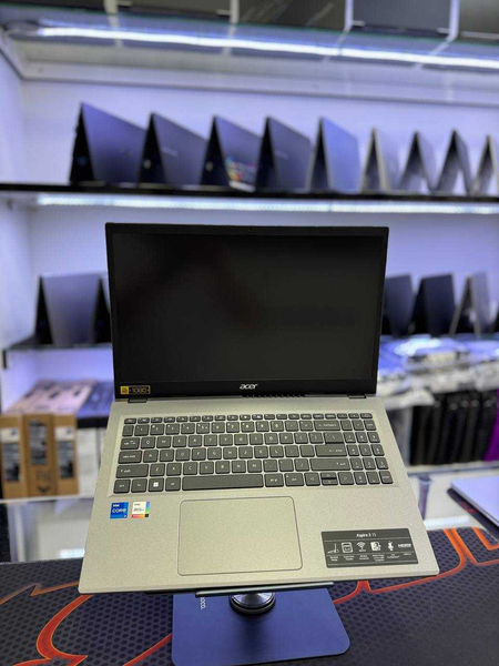 Acer Aspire 5/i7-1355U/8GB DDR5/512GB SSD/15.6
