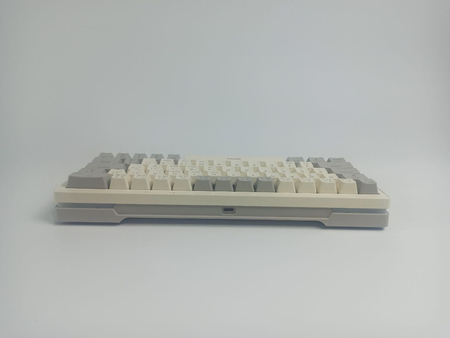 Механическая клавиатура с RGB подсветкой. Стильный дизайн. Новое