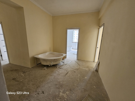 Yangi uy sotiladi eco shaxarda 3 xona 88m²