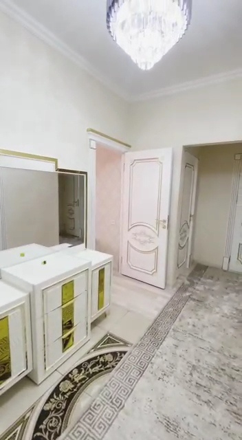 3 xonali uy sotiladi sergeli 4 da