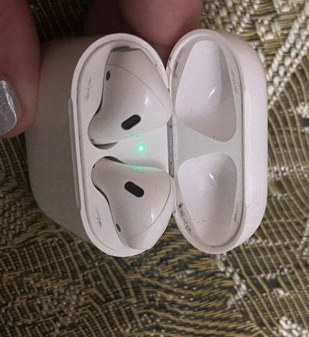 Продаются наушники AirPods (2-го поколения). ОРИГИНАЛ ИЗ ЕВРОПЫ