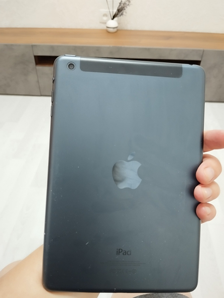Продам планшет ipad