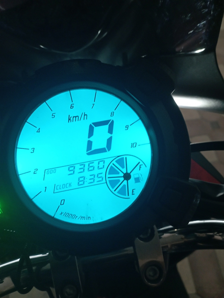 Skutr bvs sotiladi  150 ss