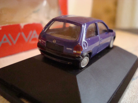 Модель А/м OPEL korsa.Масштаб (1:66) металл. В идеале.