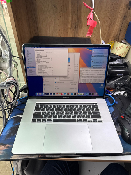 macbook pro 16 inch 2019 16/1t i9