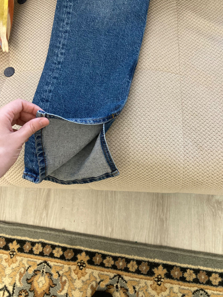 Темные джинсы H&m