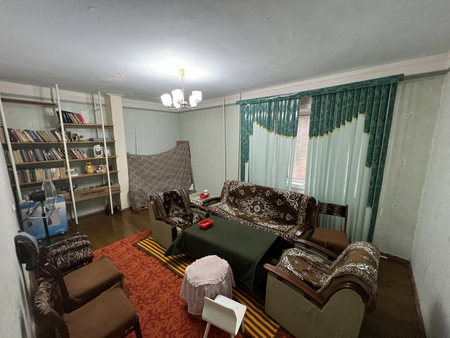 Продажа 4/1/4 кирпич г. Алмалык 138м.кв.