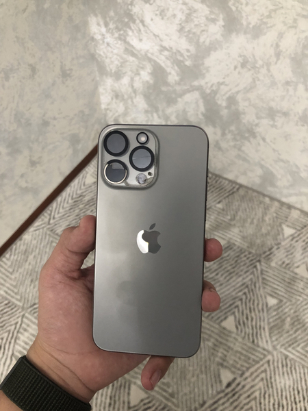 iPhone 15 Pro Max