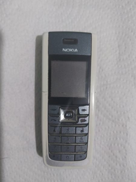Nokia 6235 sotiladi