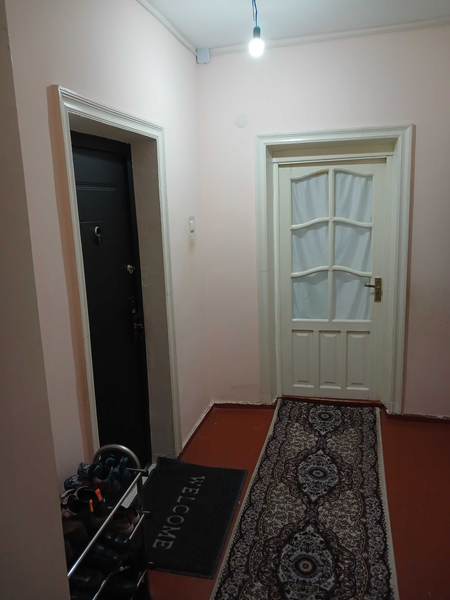 Medgorodokda  fayzli xonadon 2/6/9. 58kv/metr.