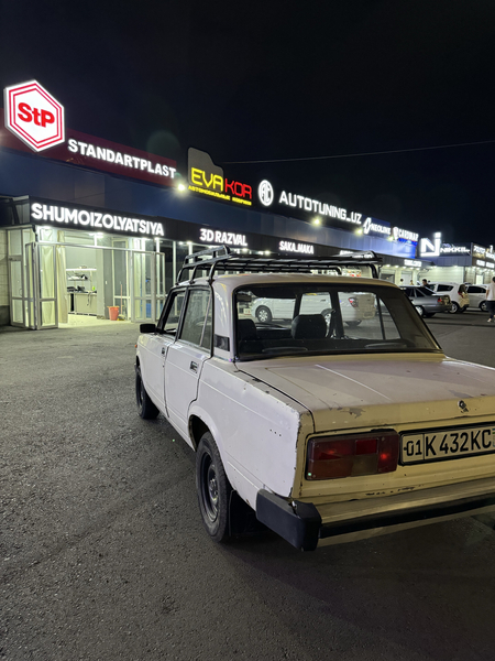 Vaz 2105 sotiladi holati yaxshi