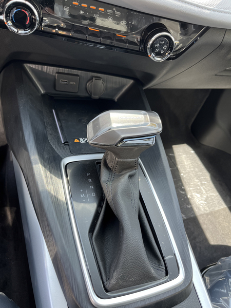 Chevrolet Monza 1.5 atmosferniy 18300$