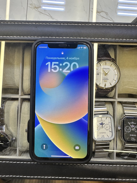 Iphone X srochno sotiladi