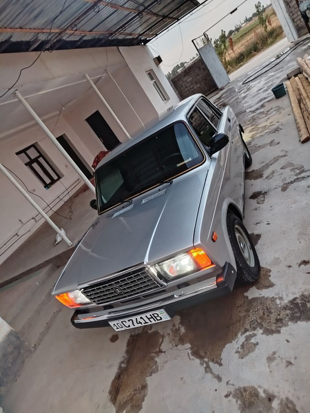 Vaz2107 sotiladi xolati zor