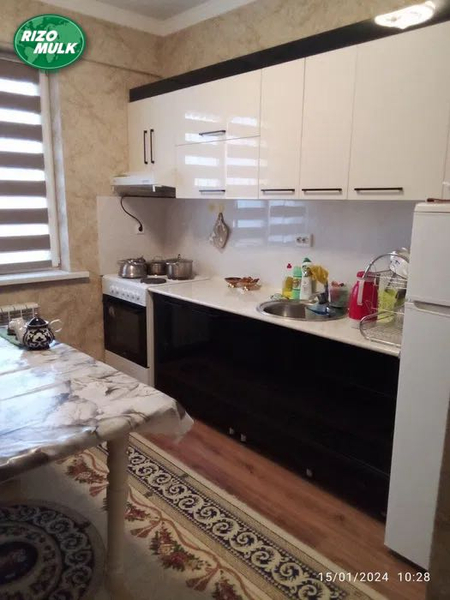 Срочно продается 1в2 комнаты квартира возле ТЦ Самарканд Дарвоза. SA04
