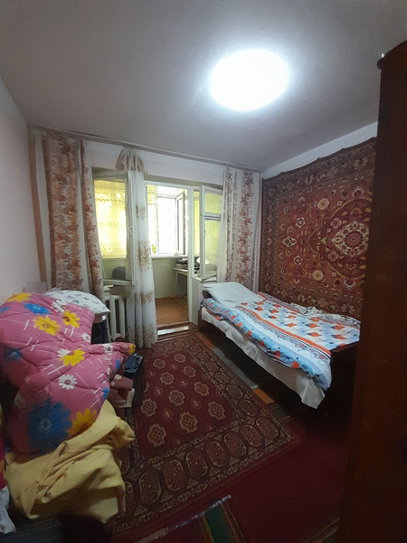 2-х комнатная квартира на 3-м этаже. Микрорайон 1-остановка. 69-садик