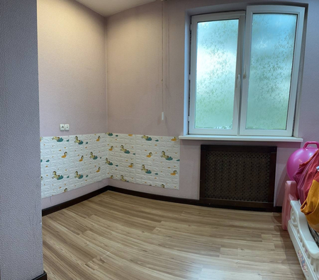 Срочно продаётся квартира на кадышева 2/4/4