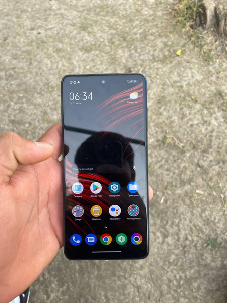 Poco x3 nfc 128/6 holati alo kar dac bor obmen
 ham bor narxi 1.8 keli