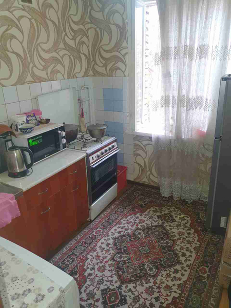 Kvartira sheriklikga chilonzor 26 kv Vatan Restarani  oldida