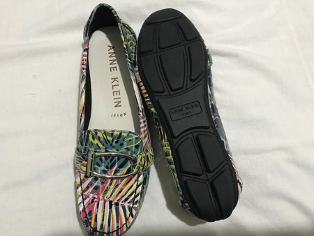 Женские туфли ANNE KLEIN