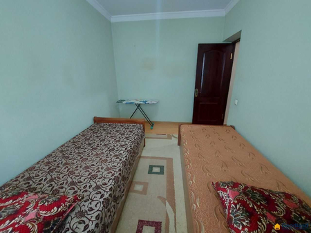 Срочно сдается квартира 3/3/4  на Юнусабадском районе (J2927)