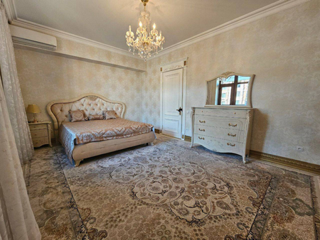 Срочно Продаётся Ж.К Парисен Ор-р Мукуми Мост 4/комнатная 117.м2