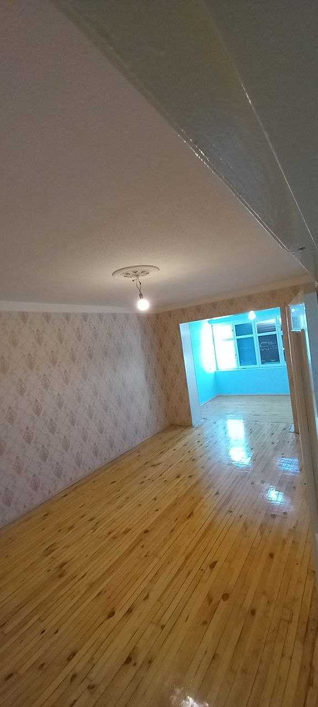 Продается 2-3/4/4. банк-й дом на Кара-Камыш 2/4. Мечеть Сирож солих