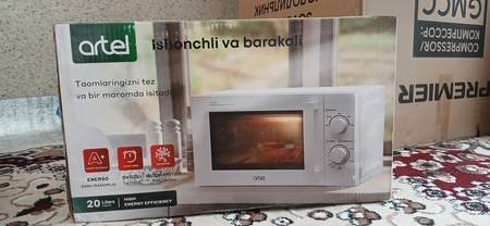Mikravalnovka pech Artel