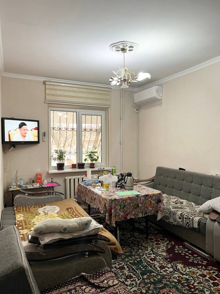Аренда 1/7/9 Комната в Общежитии, Лисунова 1а, Кафе Бухара, Кадышева