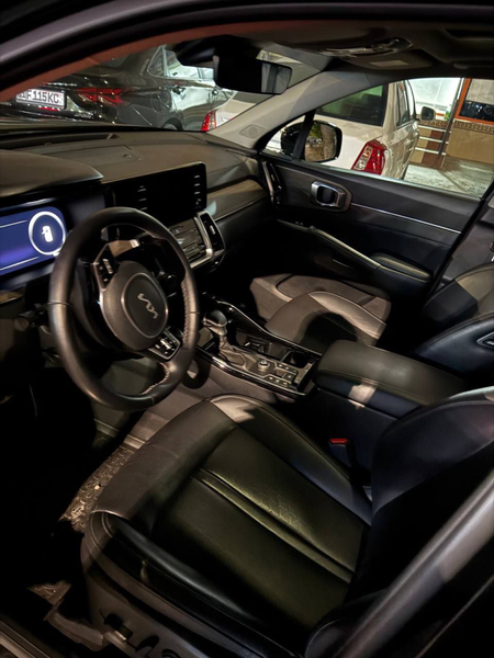 KIA Sorenta 2023 yil full pazitsa