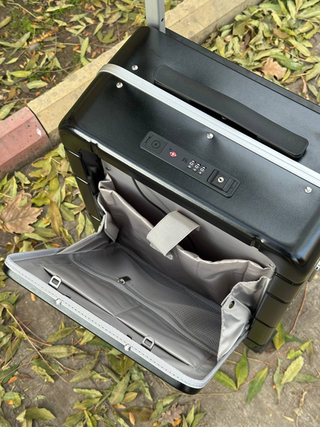 Чемоданы   PREMIUM. YIF.2