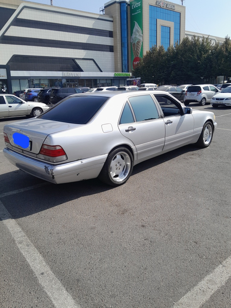 На продаже Мерседес Венс W 140.