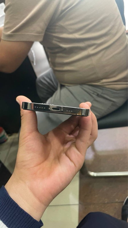Iphone 12 pro xolati ideal hec qati alishmagan 78 % aybi pass kopiya b