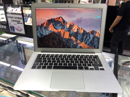 MacBook Air late 2010