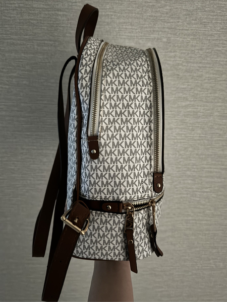 Рюкзак от Michael kors