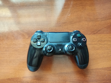 Срочно! Оригинальный геймпад (джойстик) от PS4 Dualshok 4