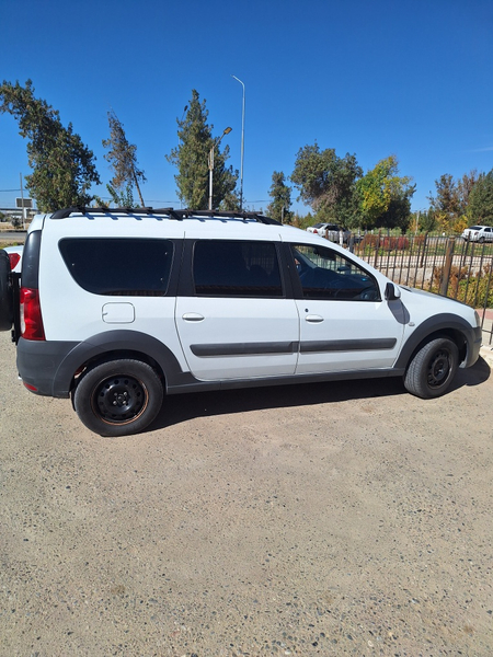Lada Largus 2019