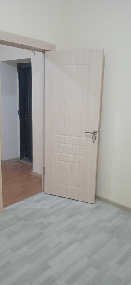 Charxin Yangi dom 2 xonali 2-qavatda uy sotiladi