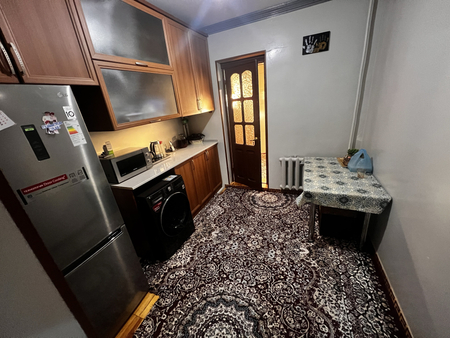 Jar ariq 4/4/9 dom sotiladi