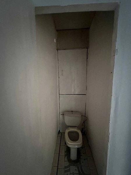 Срочно! Массив  Куйлюк-5. 2-х комн кВ. 58м². 4-й этаж.